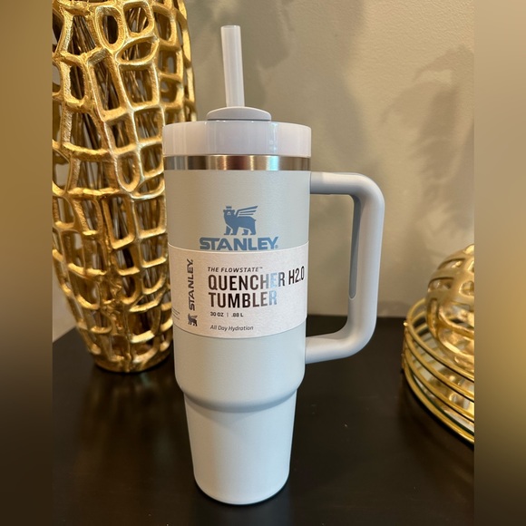Stanley | Kitchen | Stanley Quencher H2 Flowstate Tumbler Fog | Poshmark